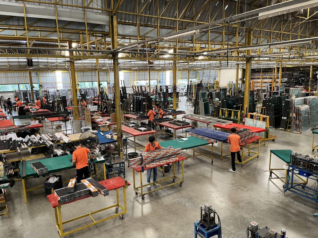 About – SIAM GRAND ALUMINIUM